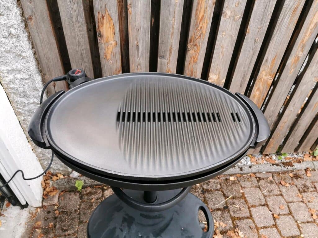 Steba VG 350 BIG Barbecue Säulengrill mit Haube - EdelKüche