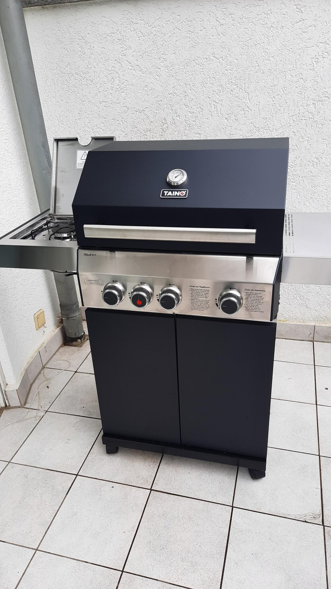 TAINO BLACK 3+1 Gasgrill - EdelKüche
