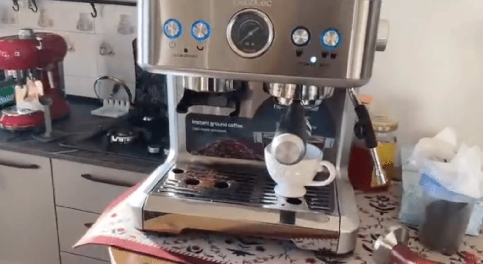 Cecotec Barista Power Espresso 20 Barista Maestro Espressomaschine ...