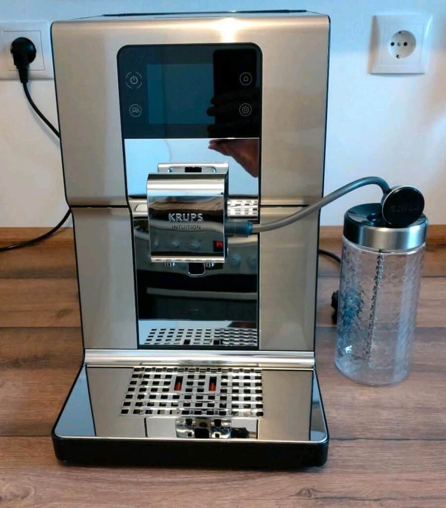 Krups Intuition Experience EA876D10 Kaffeemaschine - EdelKüche