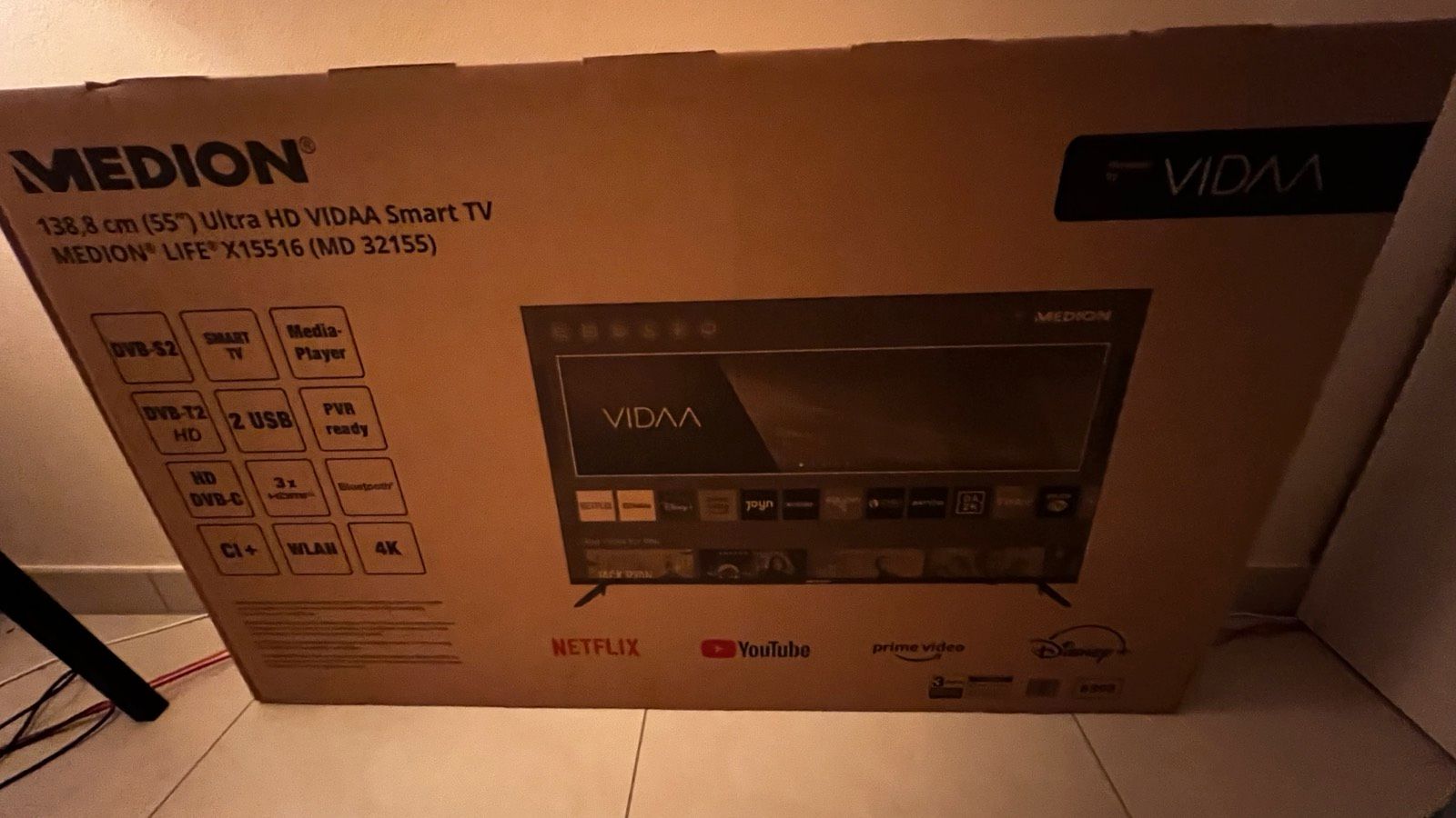 MEDION® LIFE® 55 Zoll UHD TV X15516 (MD32155) - EdelKüche